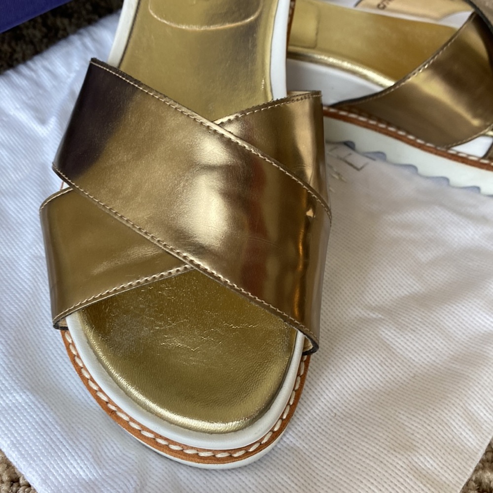 Stuart Weitzman Golden Leather Comfort Lift Slides - Gem